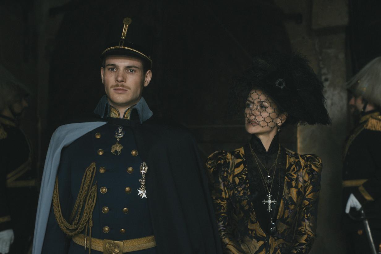 "Die Kaiserin"-Trailer: Sisi bekommt Serie auf Netflix