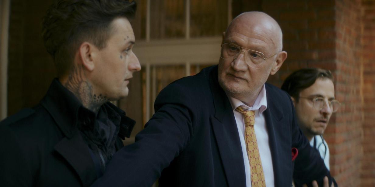 "Crooks"-Kritik: Lohnt sich die Netfix-Serie mit Frederick Lau?