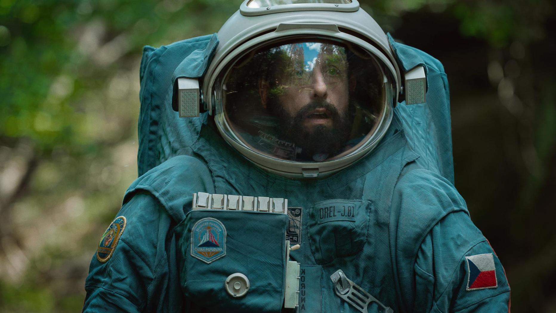 "Spaceman"-Kritik: Späte Einsichten des Kosmonauten Adam Sandler