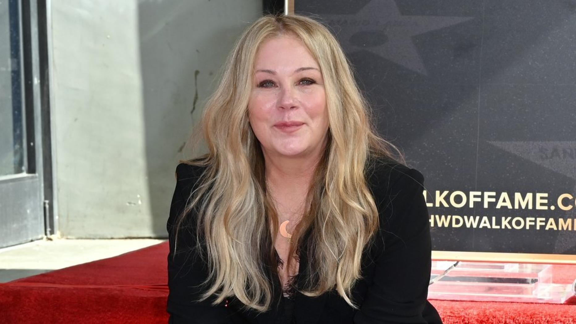 Christina Applegate spricht das Tabuthema Erwachsenen-Windeln an