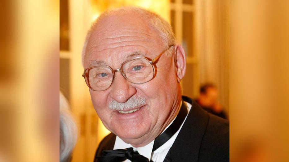 Rolf Schimpf ist 100: Der Ex-"Alte" kämpft mit hartem Schicksal