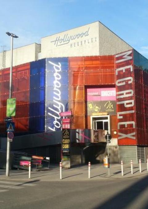 Hollywood Megaplex SCN | film.at