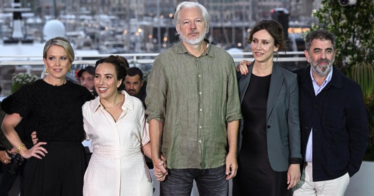 Julian Assange in Cannes: "The Six Billion Dollar Man"-Premiere